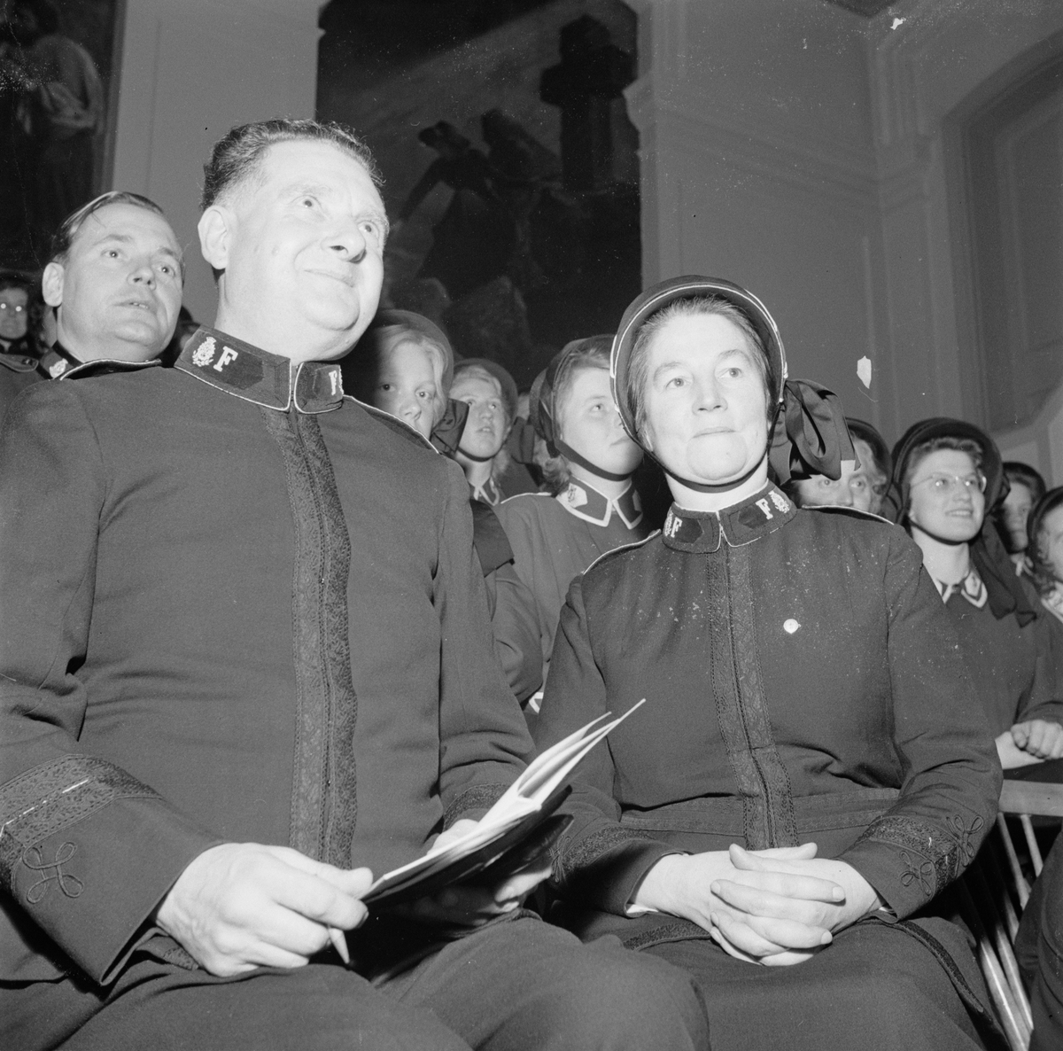 Frälsningsarmén, med ärkebiskop Erling Eidem, sannolikt Uppsala 1948 ...