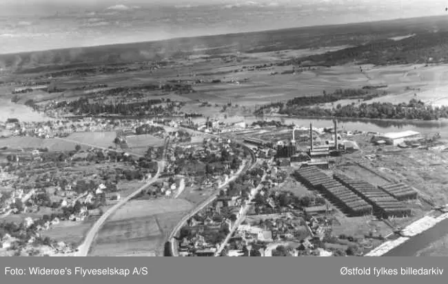 flyfoto, oversikt, - Østfold fylkes billedarkiv / DigitaltMuseum