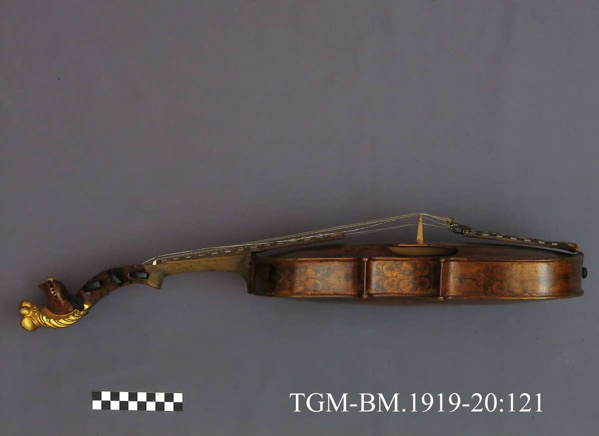 Hardingfele - Telemark Museum / DigitaltMuseum