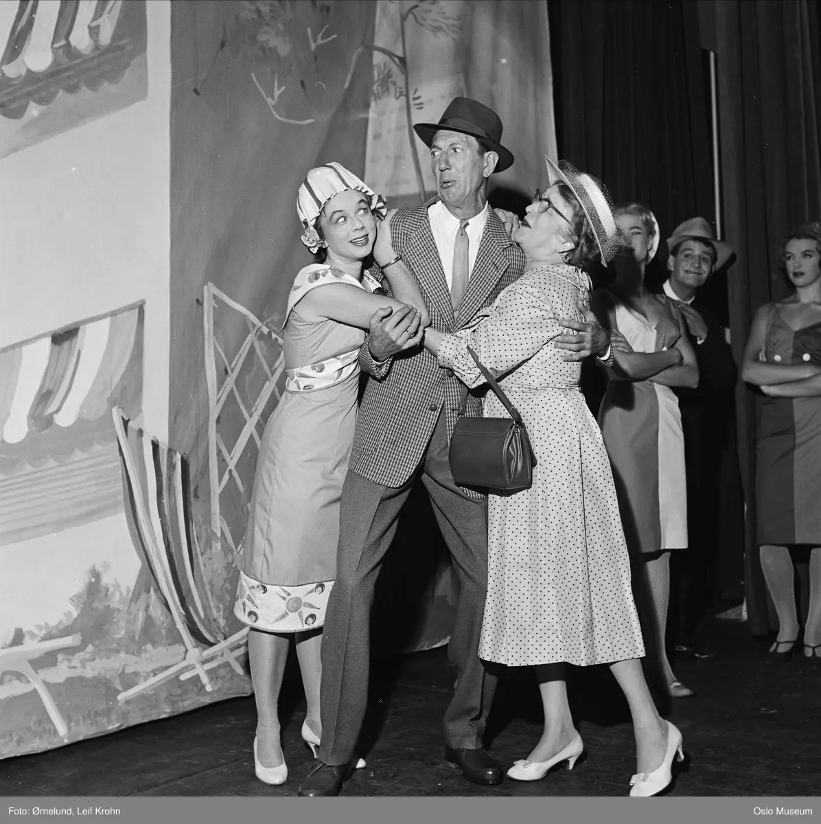 Edderkoppen teater, interiør, scene, forestilling, skuespillere - Oslo ...