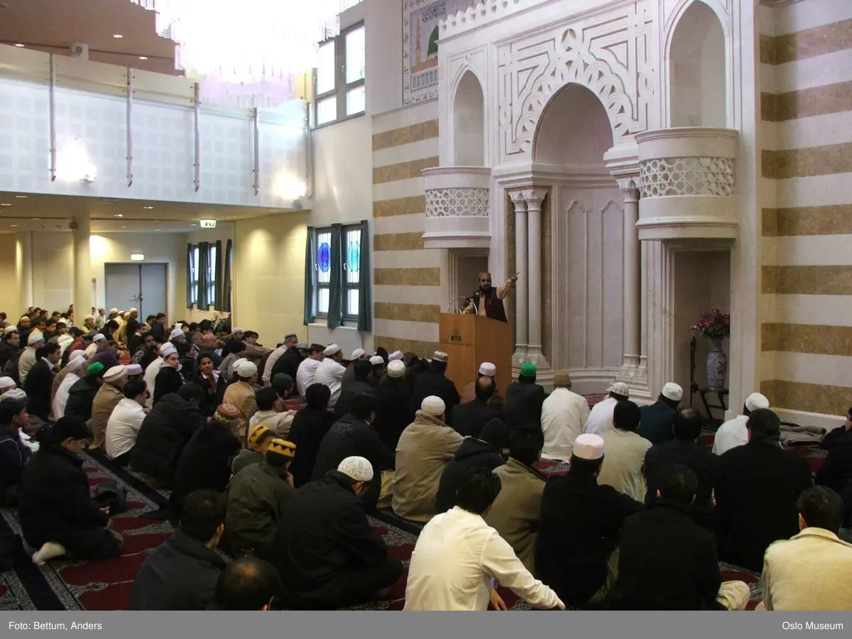 Islam, moske Central Jamaat-e Ahl-e Sunnat Norway, Id al-adhan fering ...