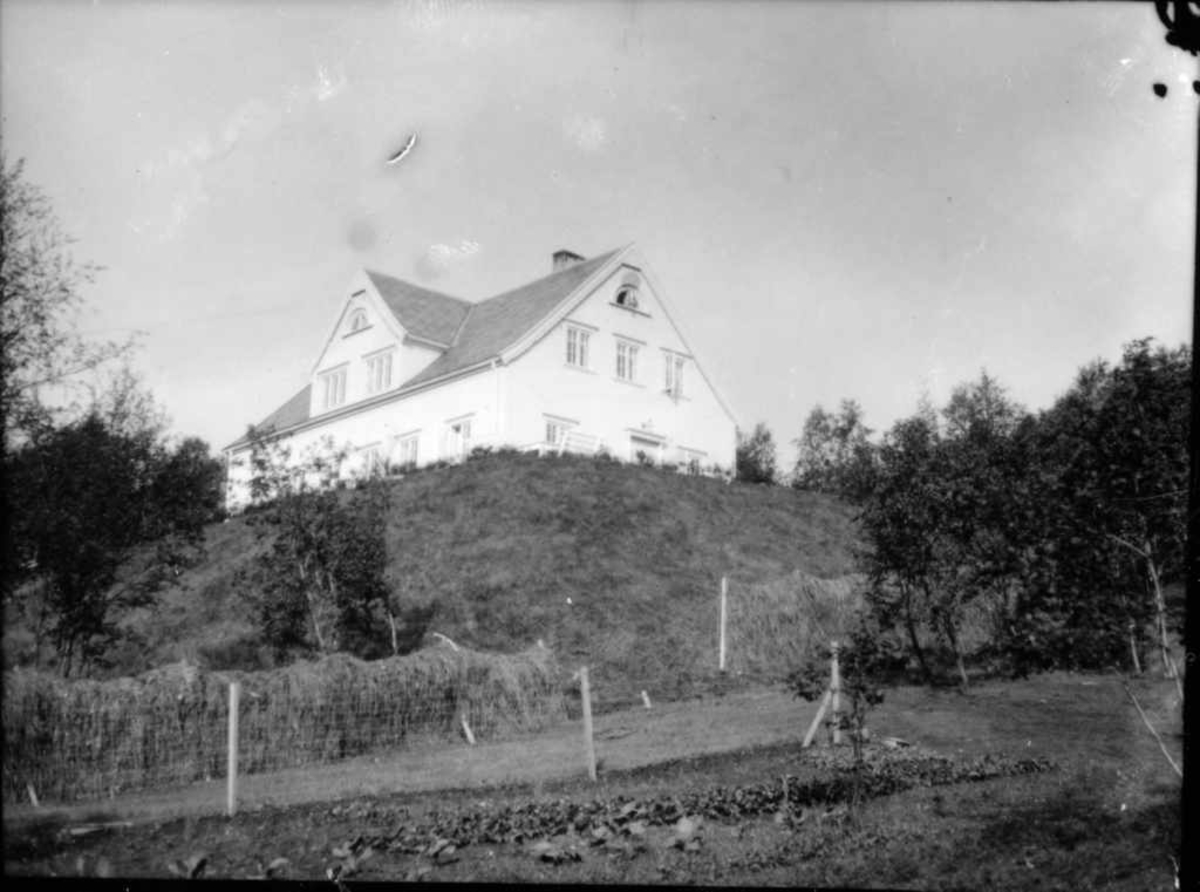 LKAB, Bolig 19, hesjer. - Museum Nord / DigitaltMuseum