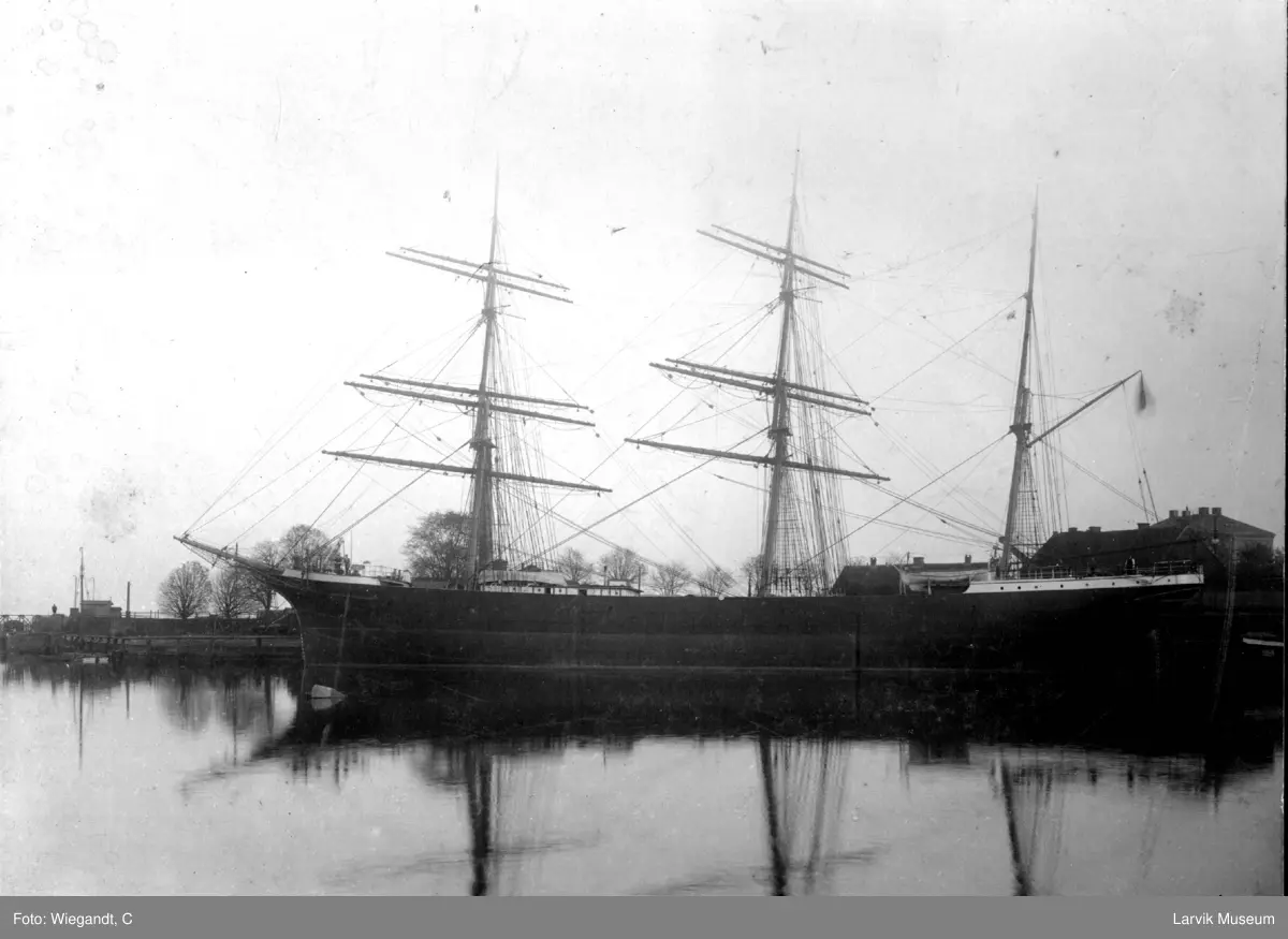 fartøy, seilskip, bark "Emma" - Larvik Museum / DigitaltMuseum