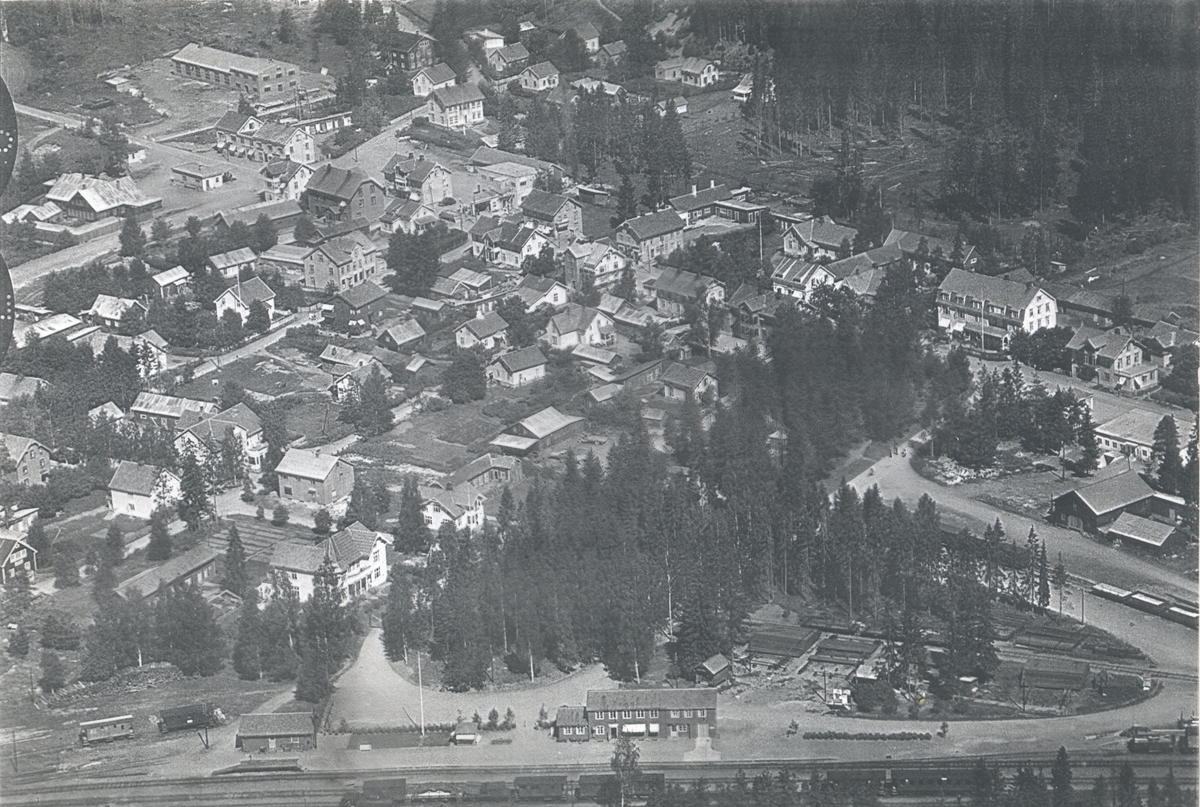 Flyfoto Dokka sentrum - Lands Museum / DigitaltMuseum