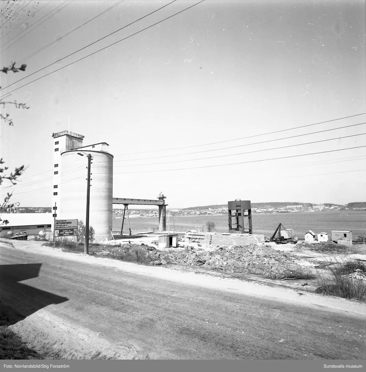 Byggnation av cementanläggning vid Mokajen i Sundsvall. - Sundsvalls ...