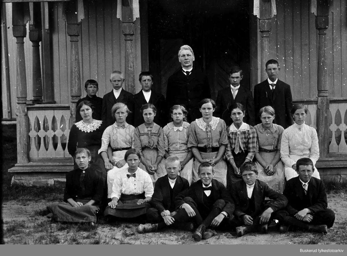 Lunder kirke konfirmasjon 1914. Olava Havik, Kristian Klev, Harald ...