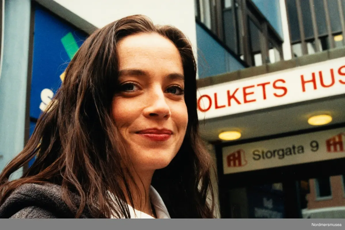 Else-May Botten Norderhus (født 16. august 1973 i Halsa) - politiker ...