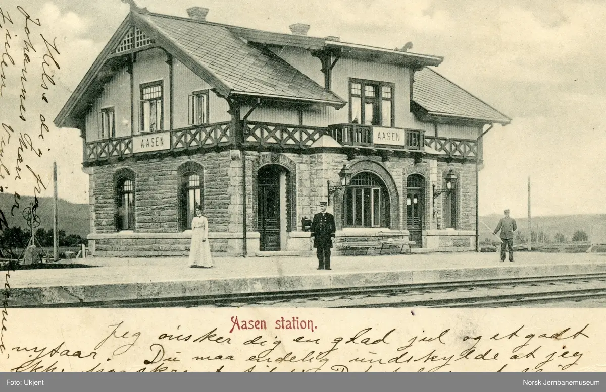 Åsen (Aasen) stasjon, trolig kort tid etter åpningen av strekningen ...