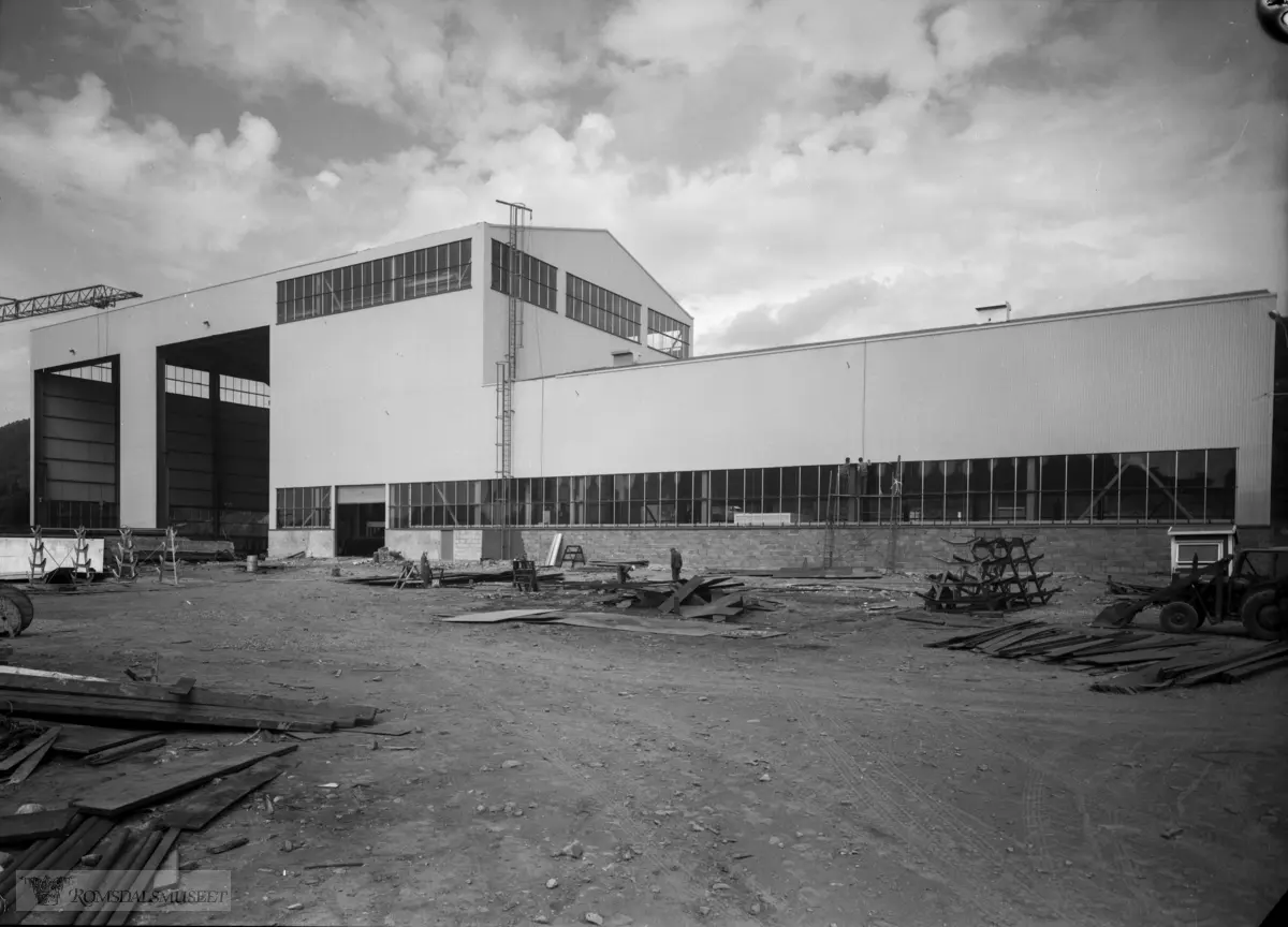 "Molde Verft (Hjelset)" - Romsdalsmuseet / DigitaltMuseum
