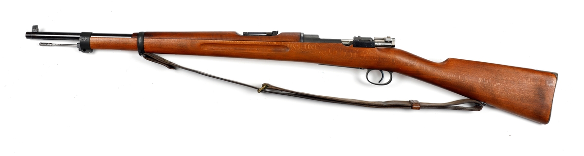 Gevær - rifle - Anno Glomdalsmuseet / DigitaltMuseum