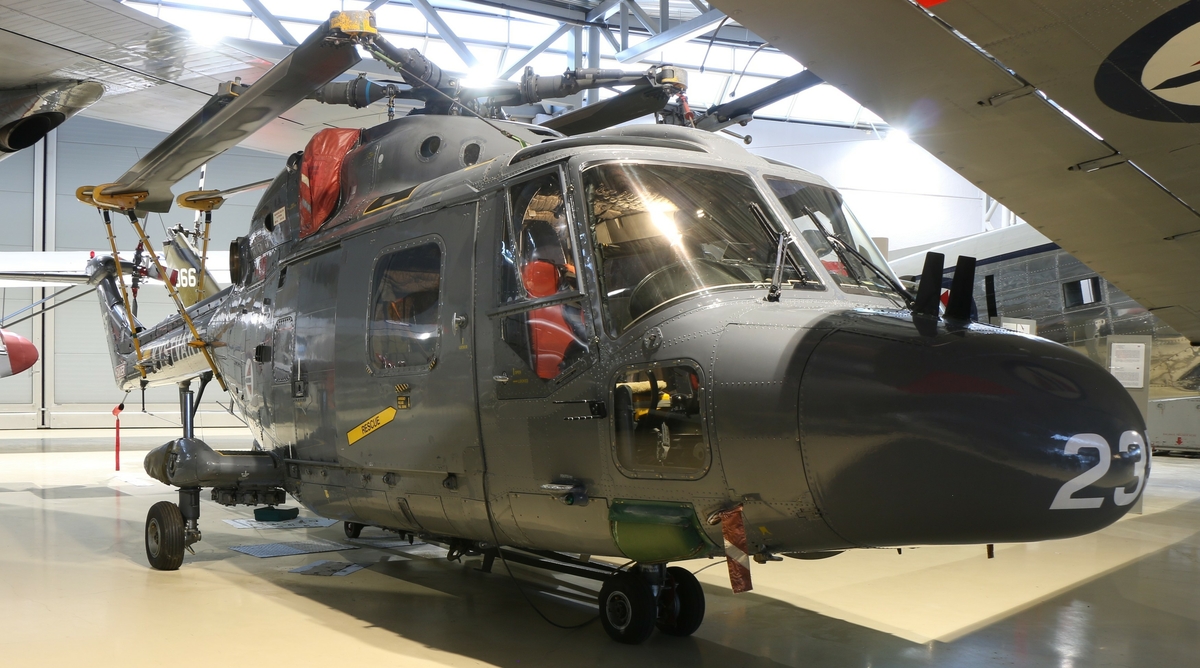 Westland Lynx Mk 86 no 235 - Forsvarets museer / DigitaltMuseum