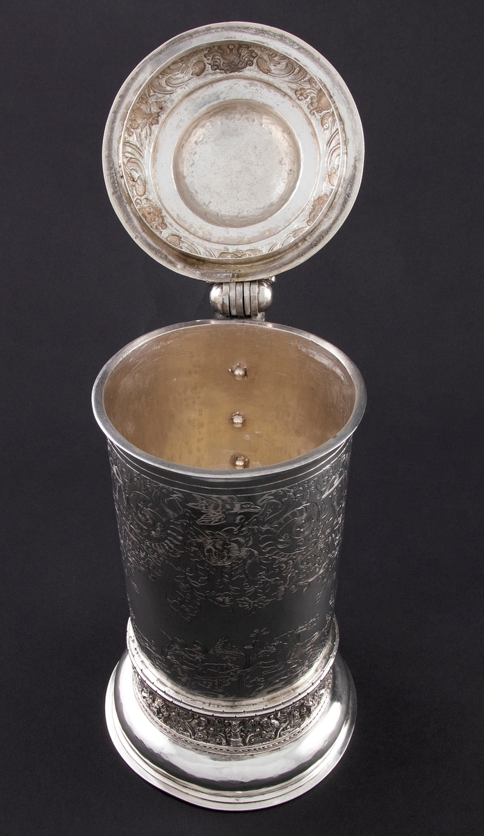 Drikkekanne - Nordenfjeldske Kunstindustrimuseum / DigitaltMuseum