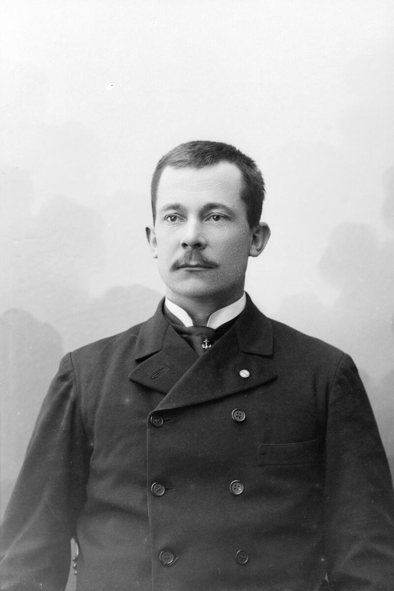 Rudolf Nyström; Ingår i porträttsamlingen från Knut Wallins ateljé ...