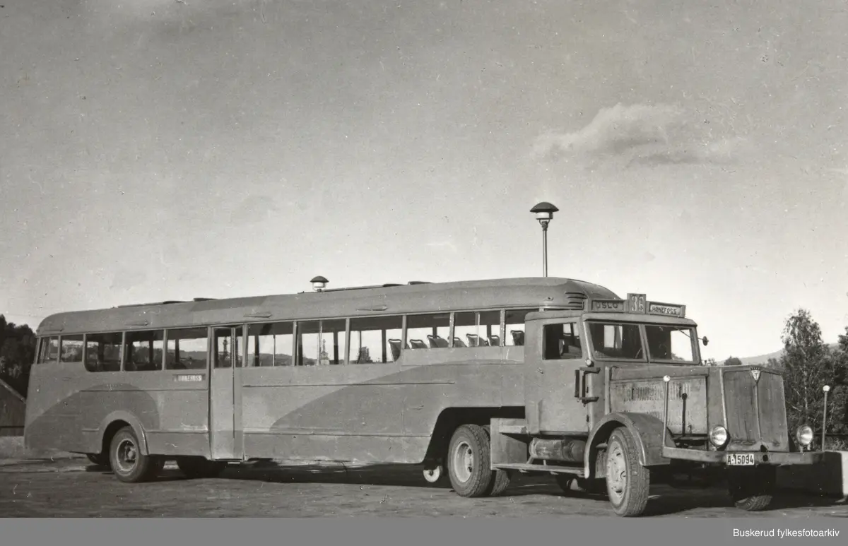 Bussekvipasjen som kom i tjeneste for Engeseth Busslinjer, er av ...