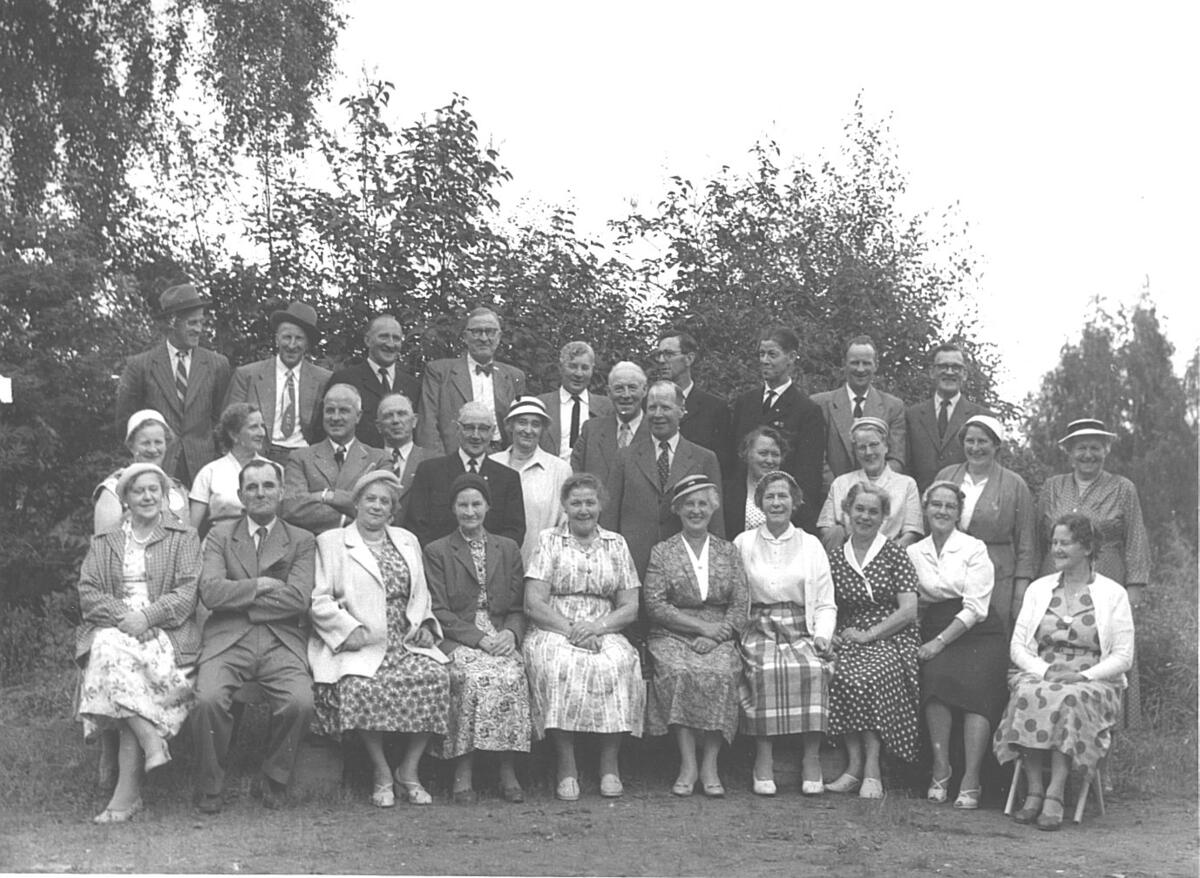Klondyketräffen. Övre raden fr.v: Johan Hedberg, Johannes Lönn, Per ...
