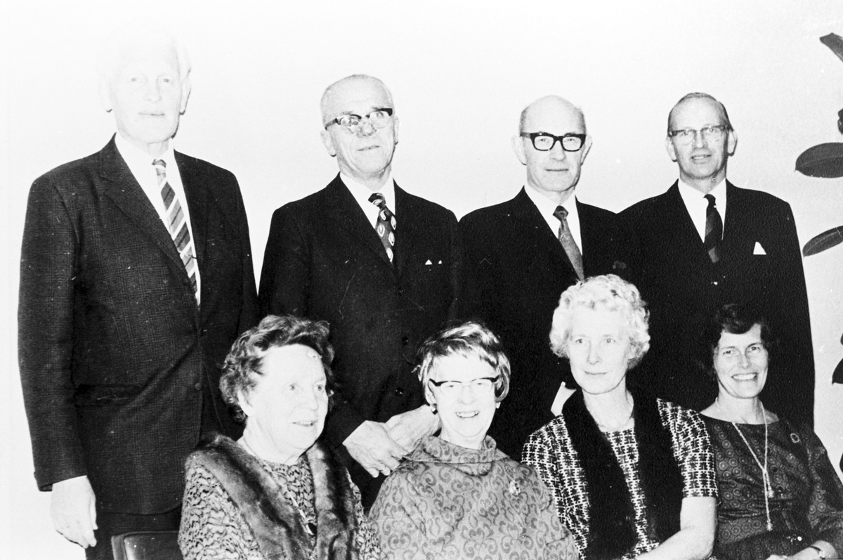 Gamleprestar i Vang - Valdres Folkemuseum / DigitaltMuseum