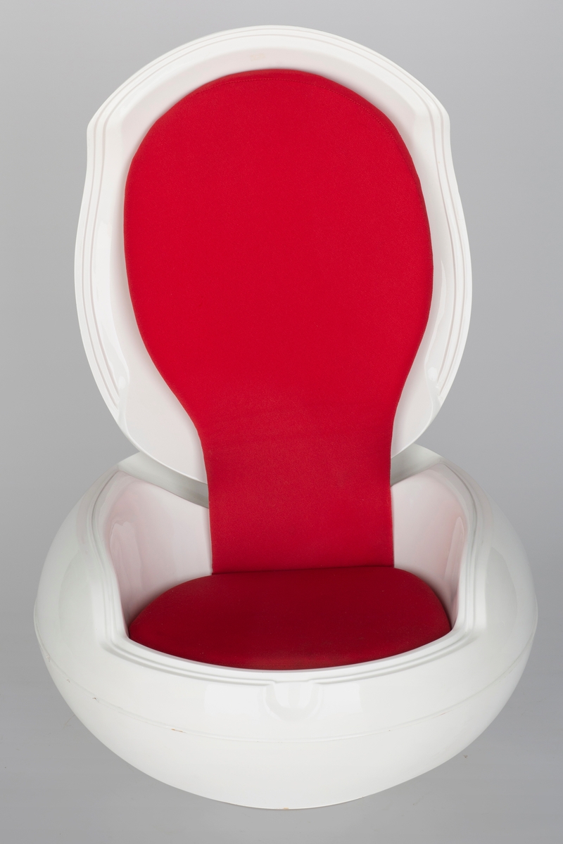 Garden egg [Stol] - Nordenfjeldske Kunstindustrimuseum / DigitaltMuseum