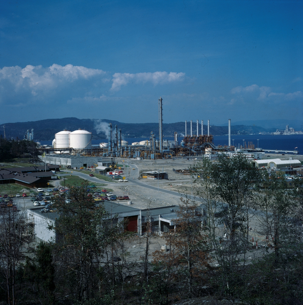 Hydros nye Etylenfabrikk. Rafsnes v. Frierfjorden - DEXTRA Photo ...