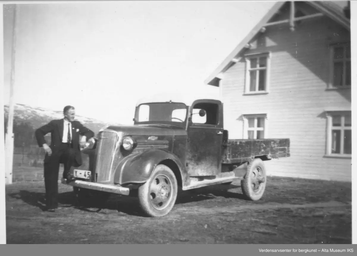 Mann Lastebil Y 45 Chevrolet Hus Verdensarvsenter For Bergkunst