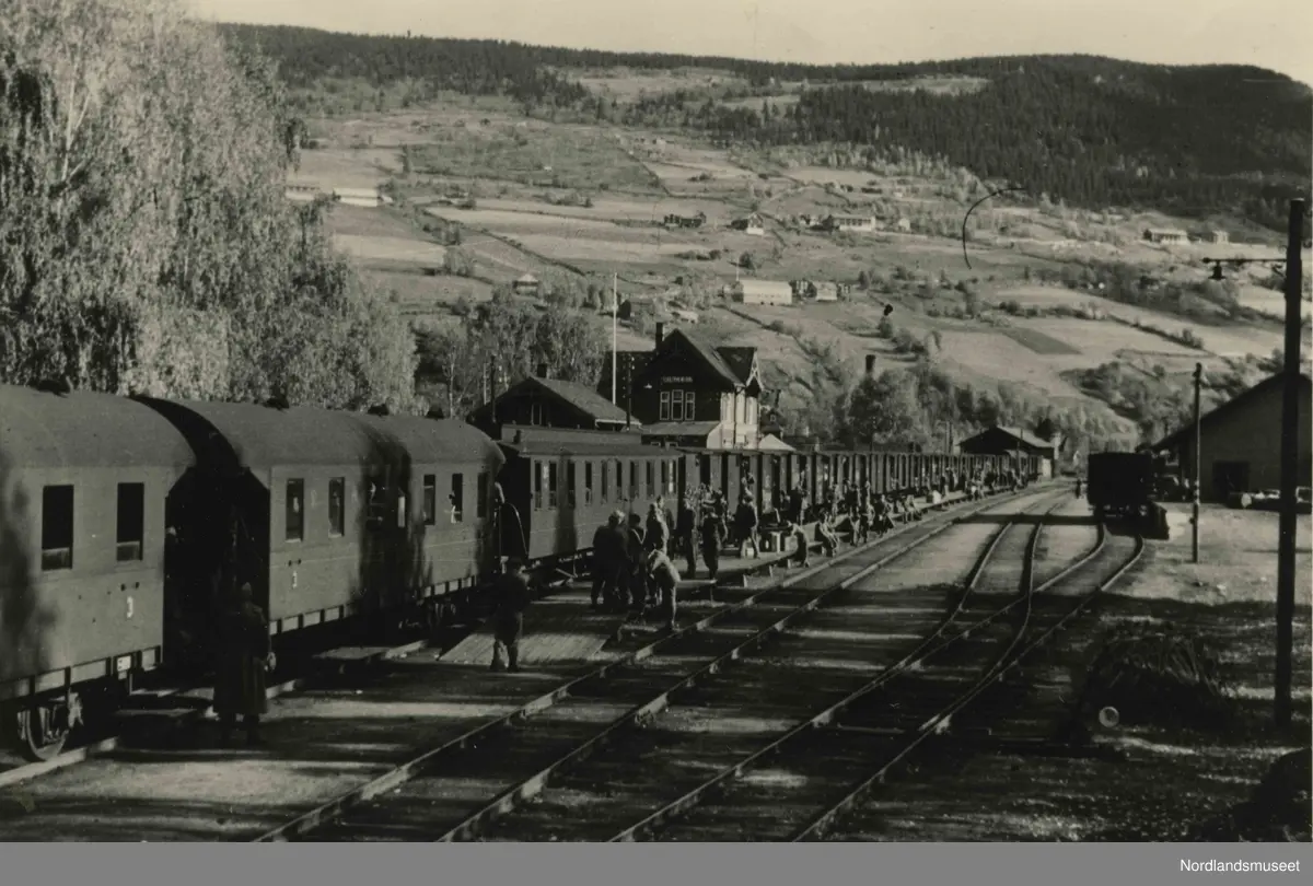 Ringebu stasjon. - Nordlandsmuseet / DigitaltMuseum