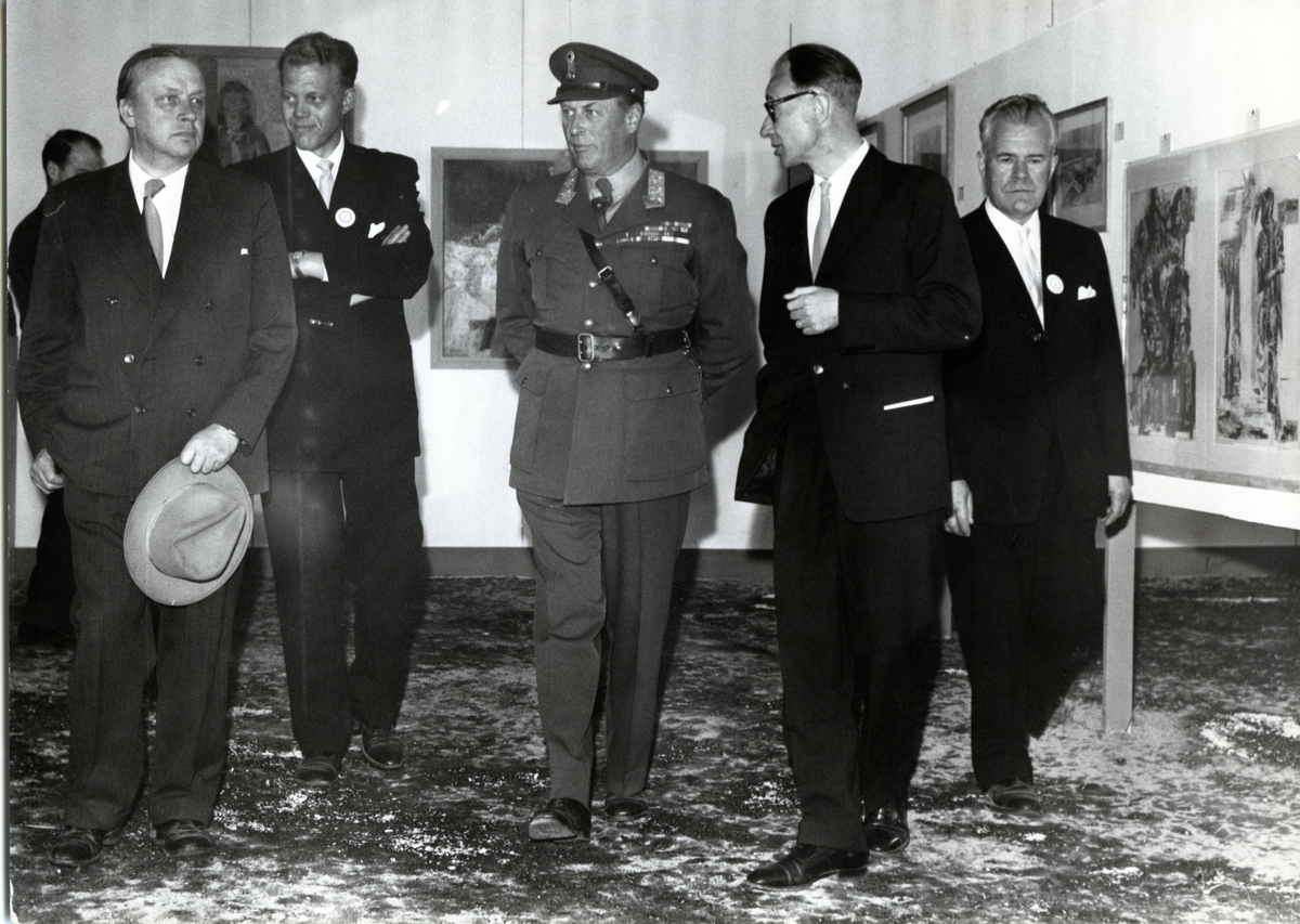 Dyre Vaa, ukjent, Kong Olav, 2 ukjente - Vest-Telemark Museum ...