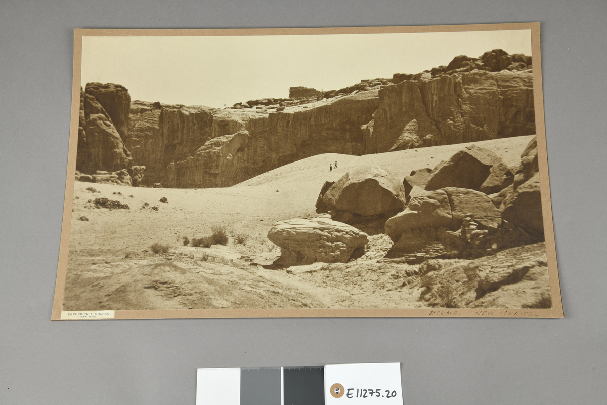 Etnografisk samling gjenstandsfoto - Universitetsmuseet i Bergen ...