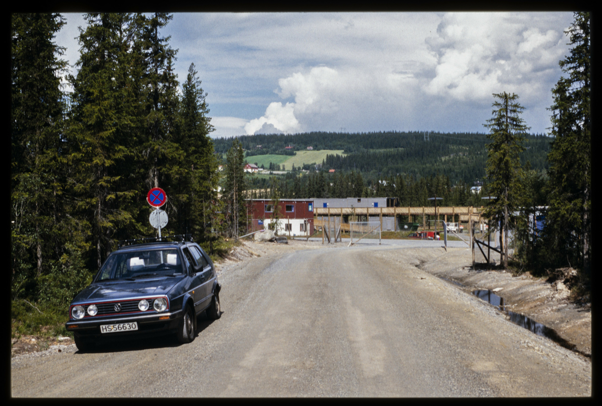 Lillehammer like etter OL 1994. Birkebeinervegen med Birkebeineren ...