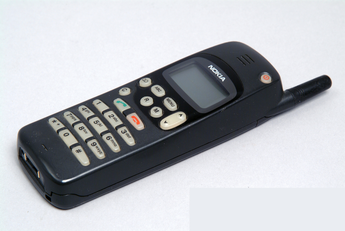 Mobiltelefon - Tekniska museet / DigitaltMuseum