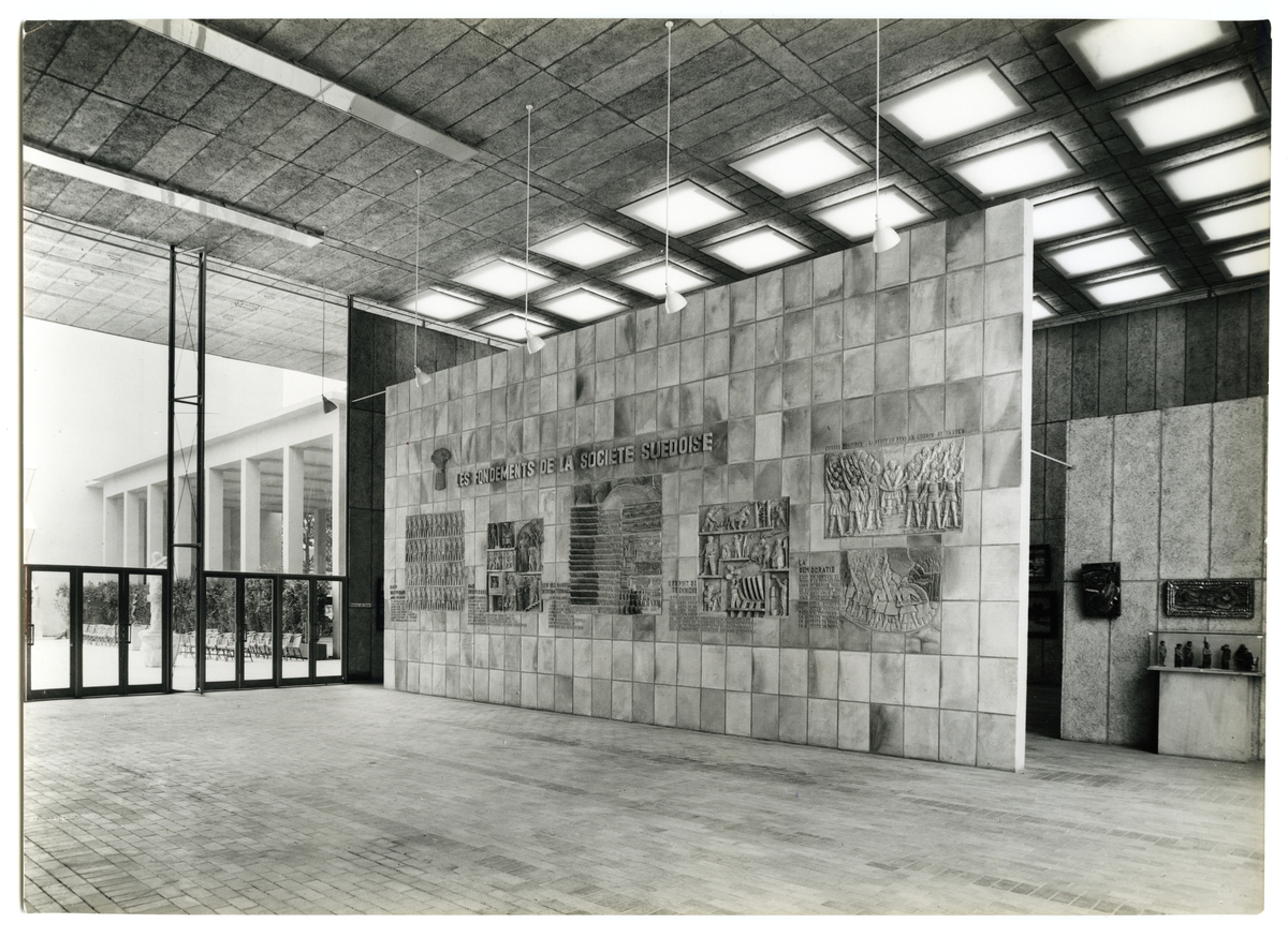 Sveriges paviljong på Parisutställningen 1937 Mottagningshallen med ...