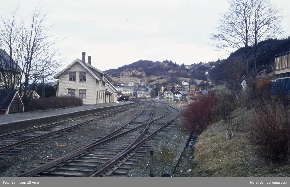 Arna (gamle) stasjon - Norsk Jernbanemuseum / DigitaltMuseum