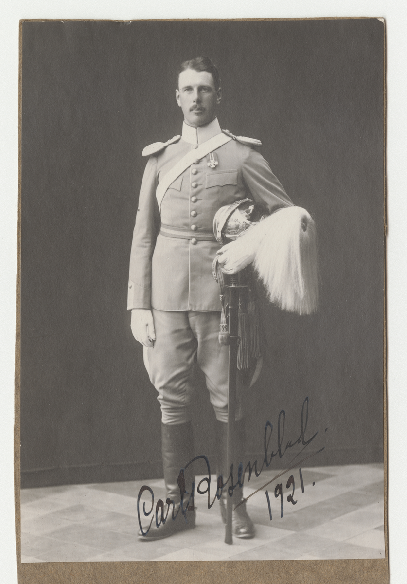 Porträtt av Carl Rosenblad, löjtnant vid Livregementets dragoner ...