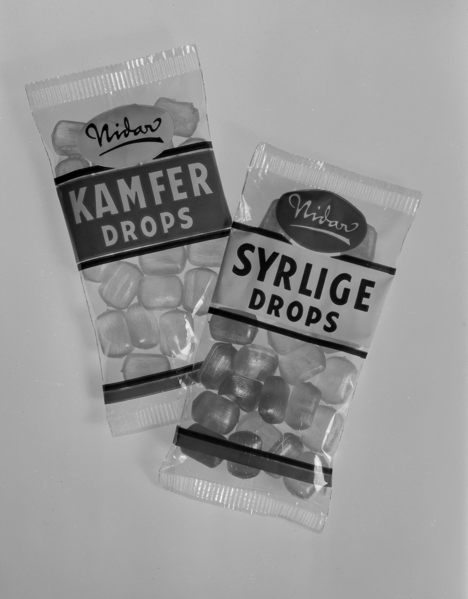 Syrlige Drops og Kamferdrops fra Nidar Chokoladefabrik A/S ...