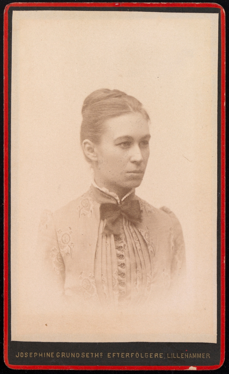 Portrett av Anna Mathiesen. - Museene i Akershus / DigitaltMuseum