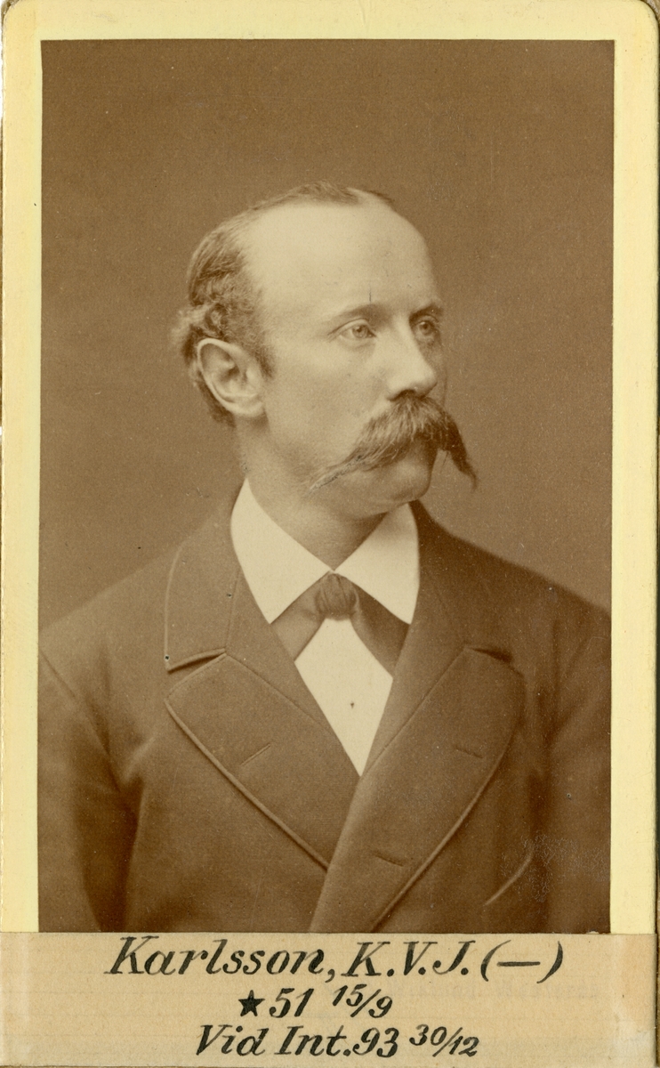 Porträtt av Carl Victor Justus Karlsson, officer Intendenturkåren ...
