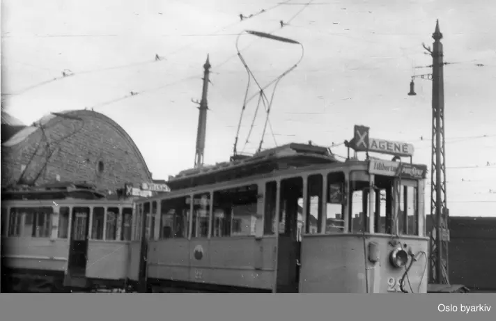 Oslo Sporveier. Trikk motorvogn 22 (fra 1899, ombygget 1918) type AEG ...