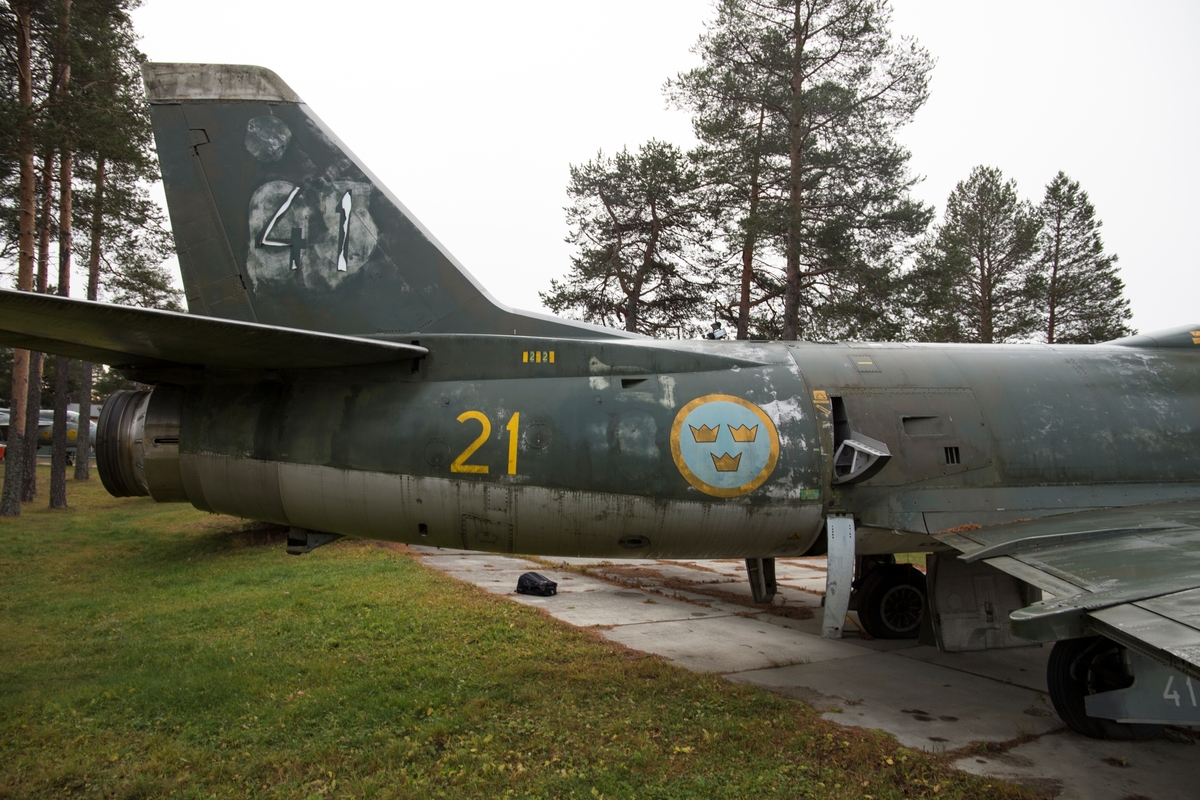 Flygplan - Flygvapenmuseum / DigitaltMuseum