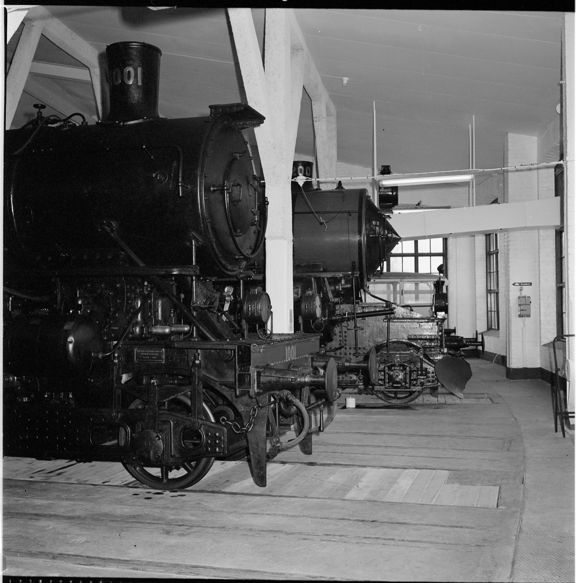 Statens Järnvägar, SJ A 1001 och SJ F 1200 i järnvägsmuseets lokaler i ...