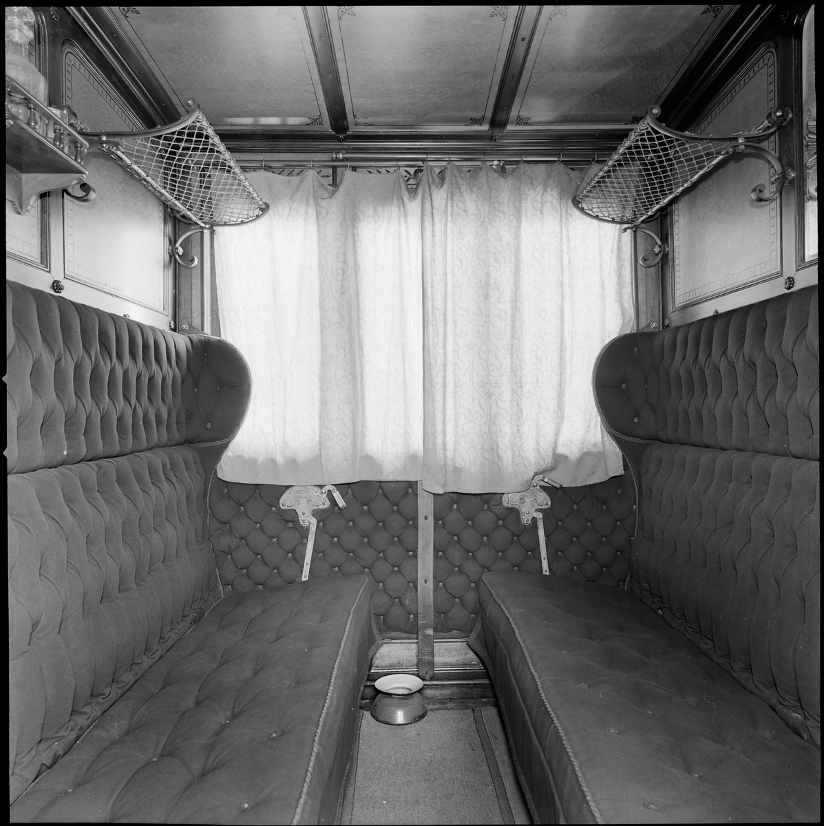 Sittvagn - Järnvägsmuseet / DigitaltMuseum