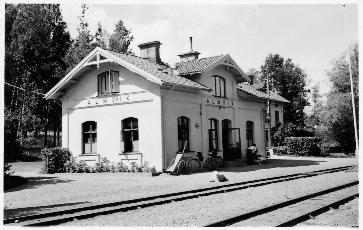 Almvik station. - Järnvägsmuseet / DigitaltMuseum