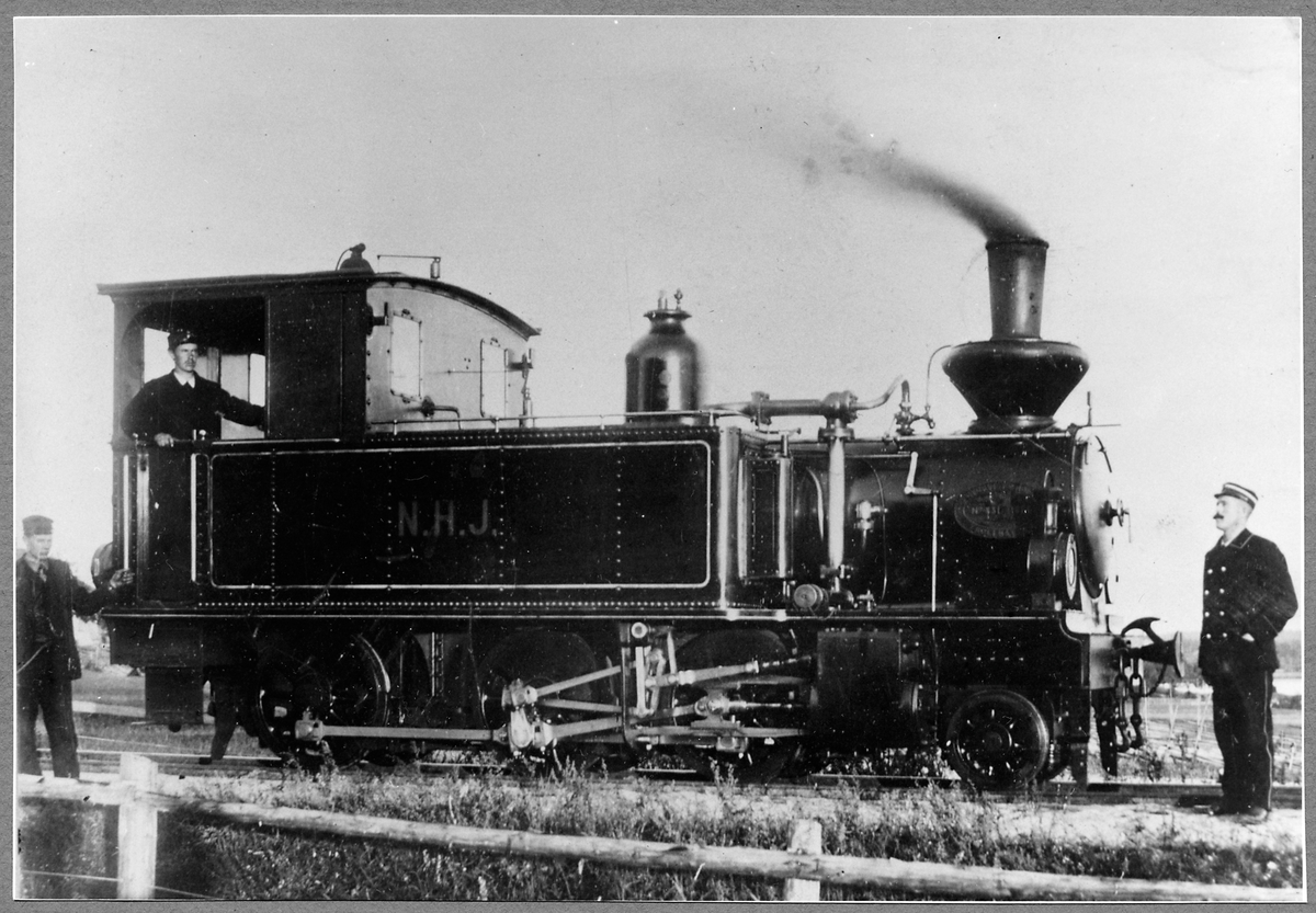 Norra Hälsinglands järnväg, NHJ lok 1. - Järnvägsmuseet / DigitaltMuseum