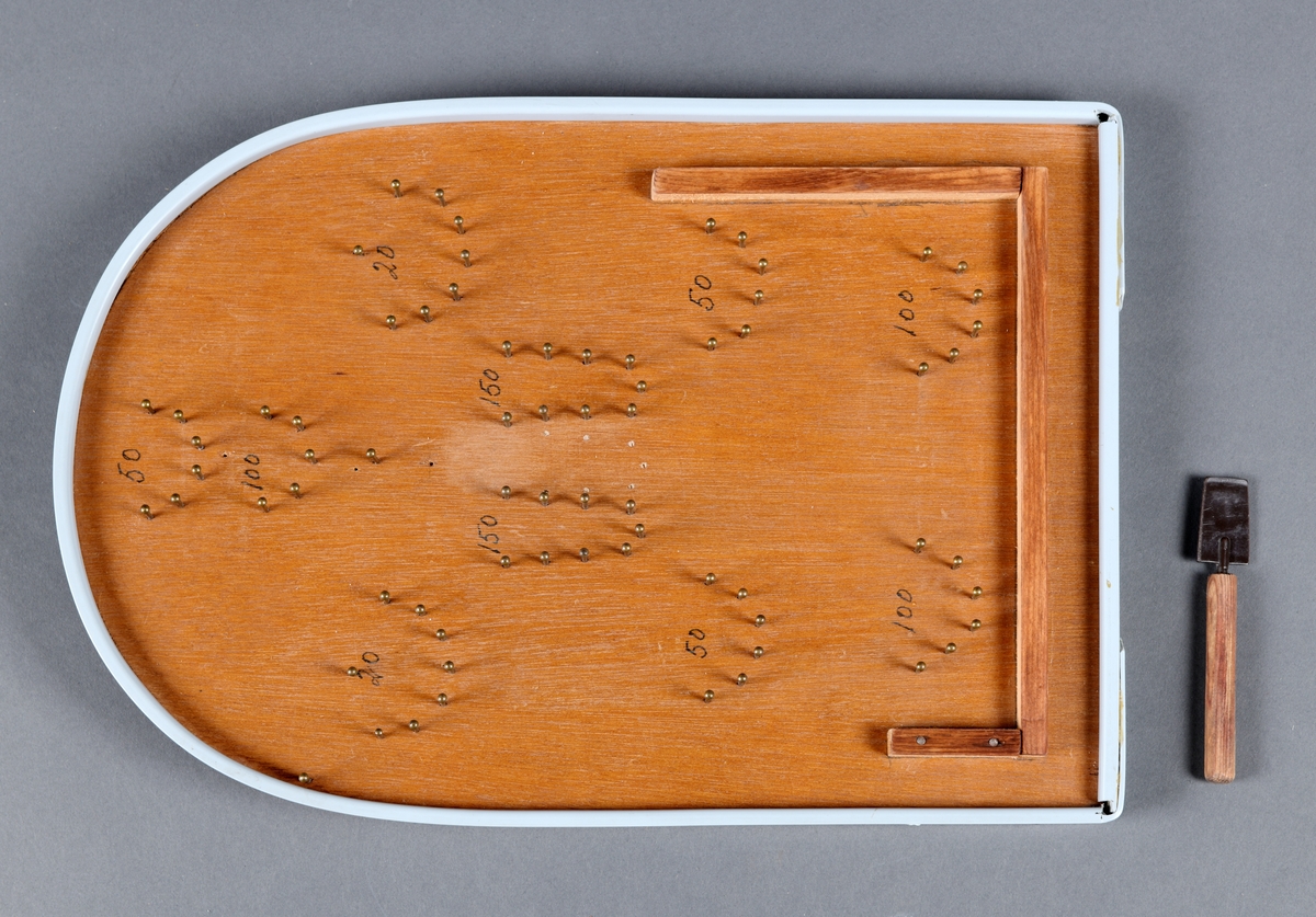 Kulespill - Sverresborg Trøndelag Folkemuseum / DigitaltMuseum