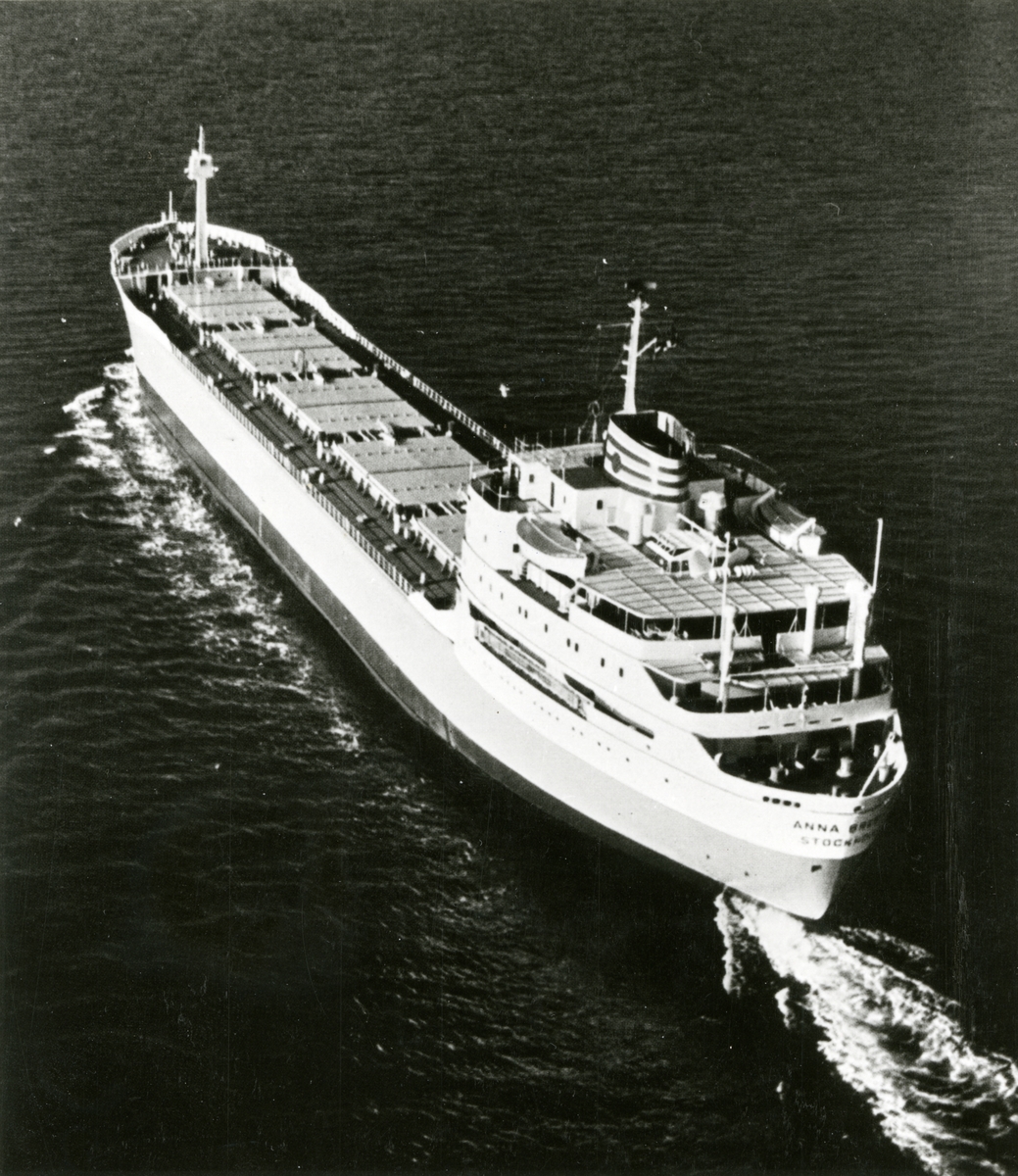 Lastmotorfartyget "ANNA BRODIN" på 16.525 tons d.w. Byggt för Rederi AB ...