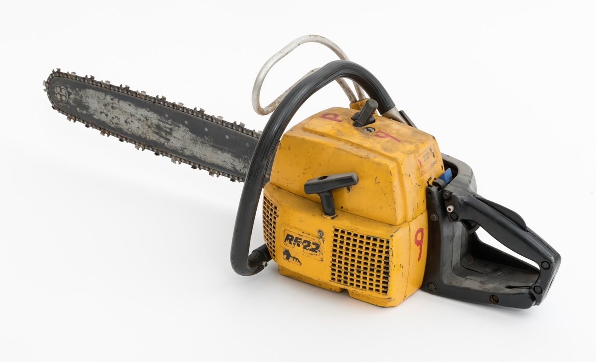 Motorsag - Anno Norsk skogmuseum / DigitaltMuseum