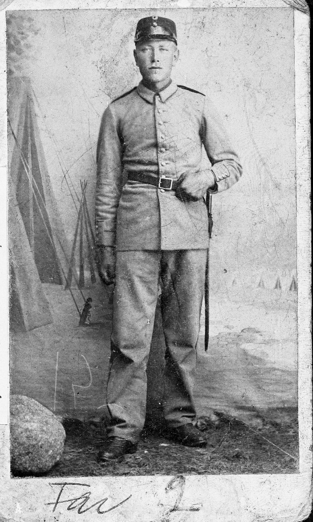 Johan O. Ree (1877 - 1960) i militæruniform. - Jærmuseet / DigitaltMuseum