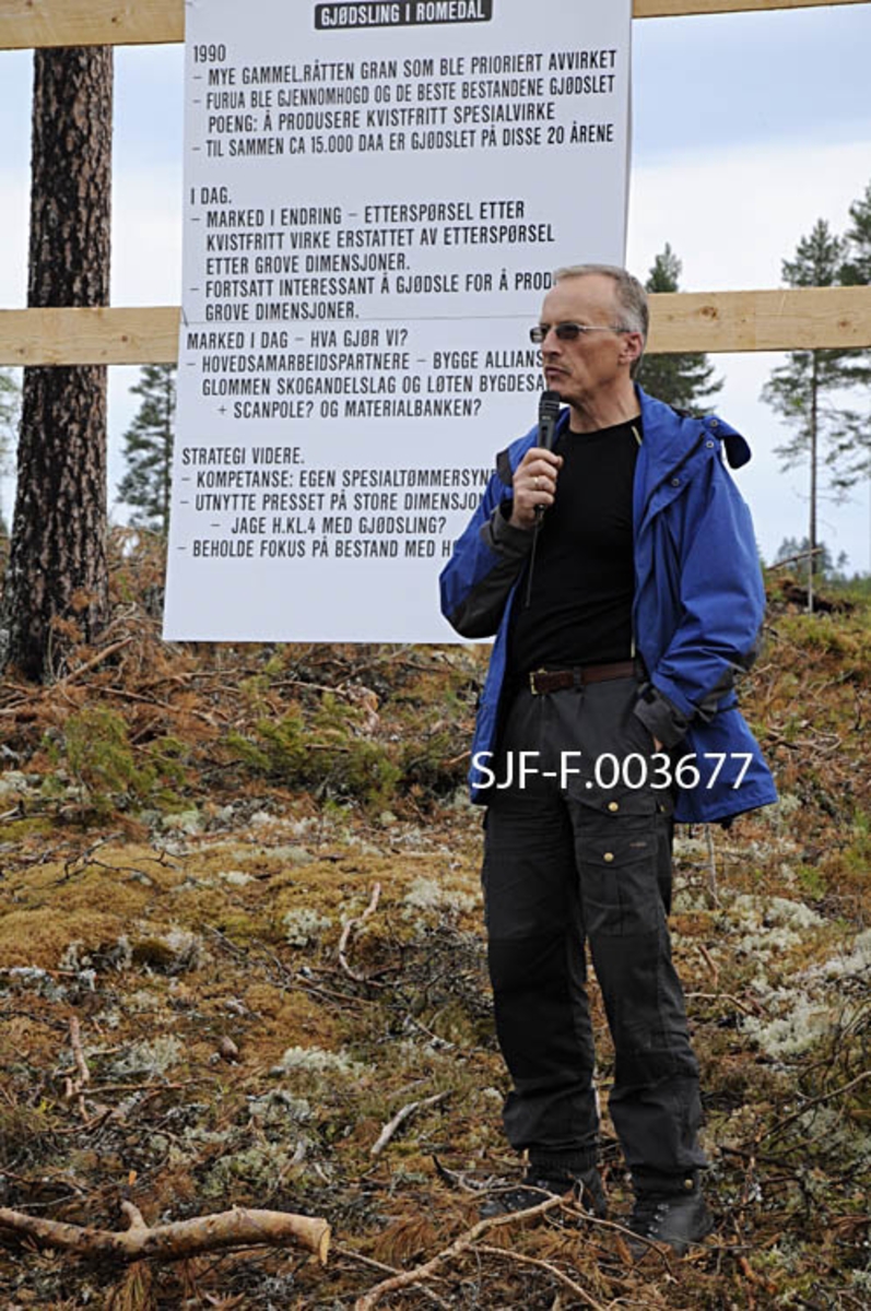 Allmenningsbestyrer Rune Brenna i Romedal og Stange allmenninger ...