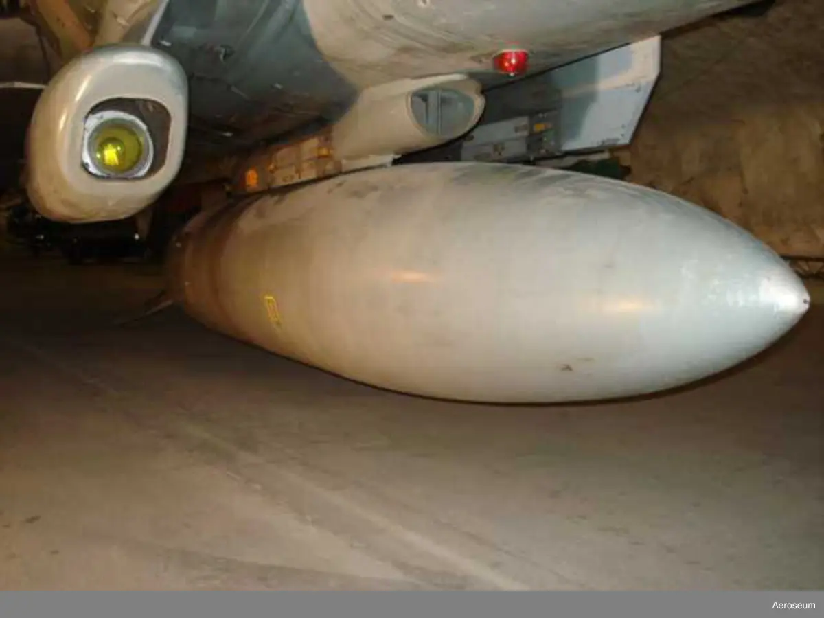 Fälltank till flygplan 37 Viggen - Aeroseum / DigitaltMuseum