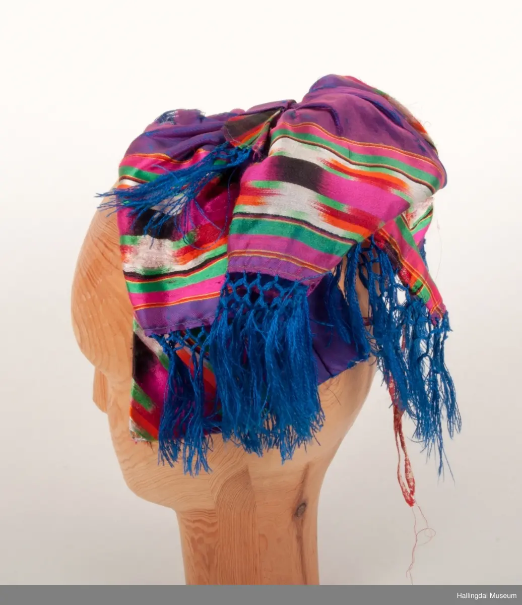 Hette - Hallingdal Museum / DigitaltMuseum