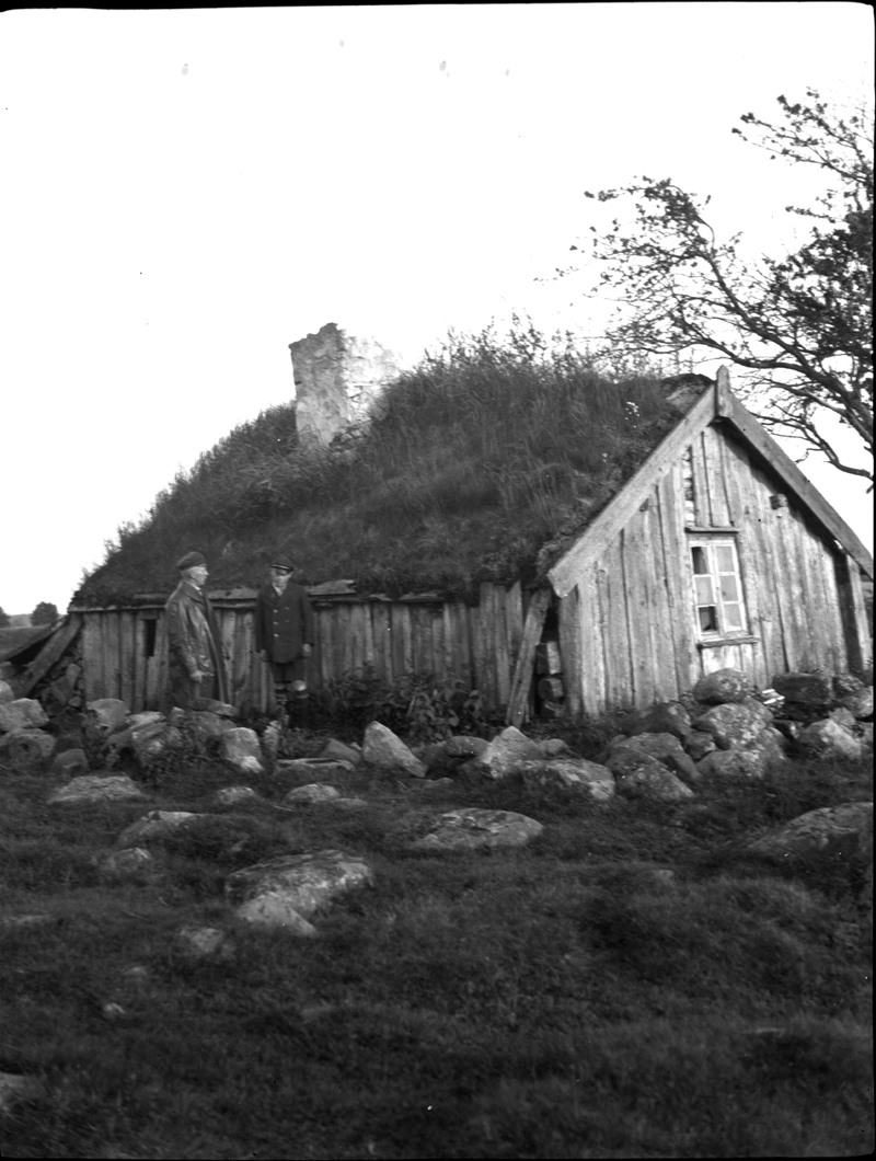 Hassla Gård. Ferma-Mandes backstuga. Från nordväst. - Falbygdens museum ...