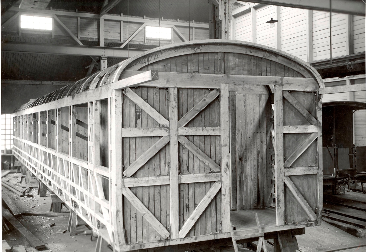 Kalmar Verkstad AB, (KVAB) Vagnskorgen tillverkad av trä. - Kalmar läns ...