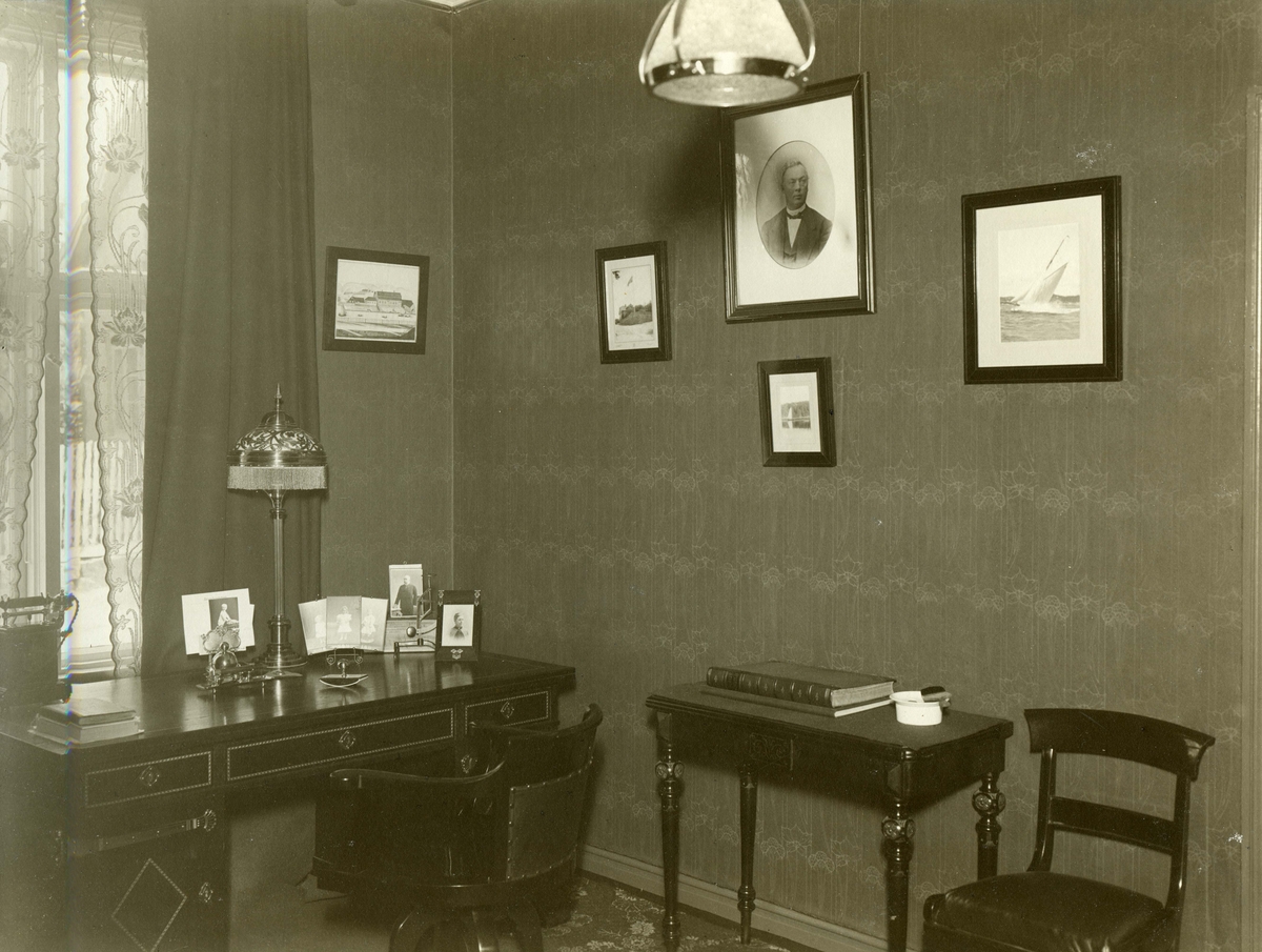 Fredrikstad. Vestsiden. Berggaten 23. "Toppen" (navnet på huset ...